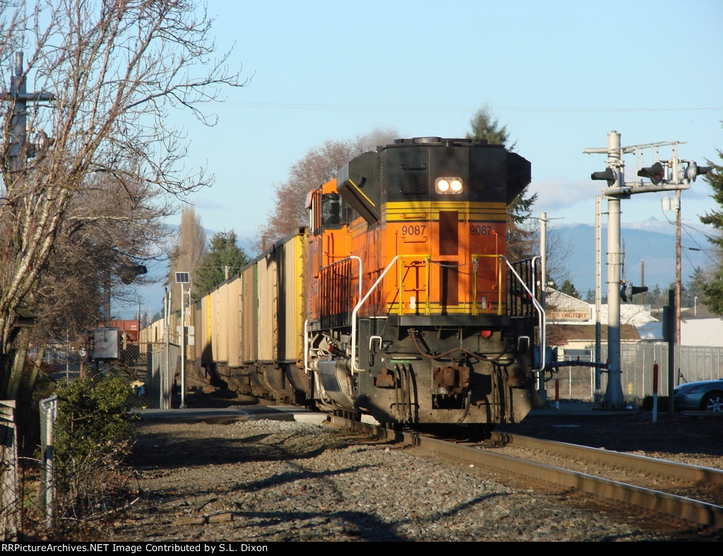 BNSF 8820 North